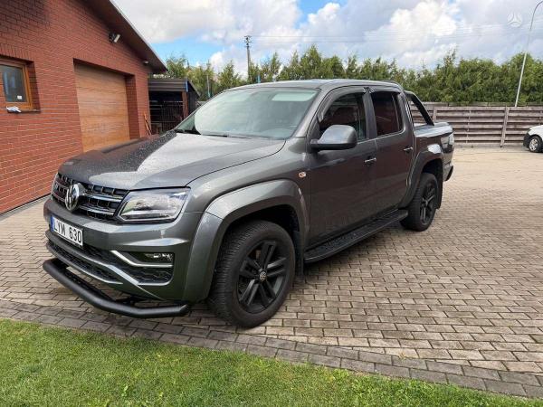 Grey Volkswagen Amarok 2020 in Alytus, with an engine capacity of 2.97 L and mileage of 180 thousand km for 27225 €, photo 1 on AUTOMOTO.COM.LV