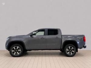 Pelēks Volkswagen Amarok 2024 Kauņa, ar dzinēja tilpumu 2.97 L un nobraukumu 52 tūkst. km par 45800 €, foto 3 vietnē AUTOMOTO.COM.LV