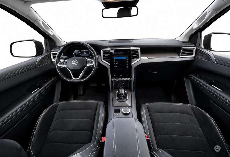 Pelēks Volkswagen Amarok 2024 Kauņa, ar dzinēja tilpumu 2.97 L un nobraukumu 52 tūkst. km par 45800 €, foto 6 vietnē AUTOMOTO.COM.LV
