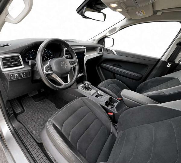 Pelēks Volkswagen Amarok 2024 Kauņa, ar dzinēja tilpumu 2.97 L un nobraukumu 52 tūkst. km par 45800 €, foto 9 vietnē AUTOMOTO.COM.LV