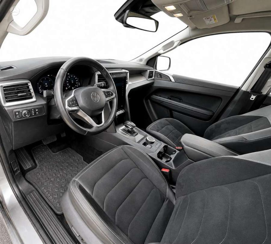 Pelēks Volkswagen Amarok 2024 Kauņa, ar dzinēja tilpumu 2.97 L un nobraukumu 52 tūkst. km par 45800 €, foto 9 vietnē AUTOMOTO.COM.LV
