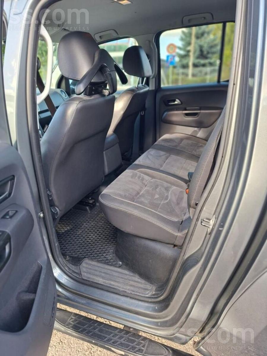 Pelēks Volkswagen Amarok 2014 Rīga, ar dzinēja tilpumu 2.00 L un nobraukumu 241 tūkst. km par 14900 €, foto 6 vietnē AUTOMOTO.COM.LV