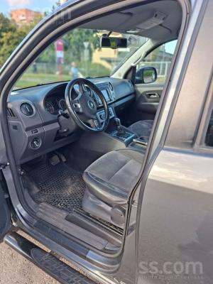 Pelēks Volkswagen Amarok 2014 Rīga, ar dzinēja tilpumu 2.00 L un nobraukumu 241 tūkst. km par 14900 €, foto 7 vietnē AUTOMOTO.COM.LV