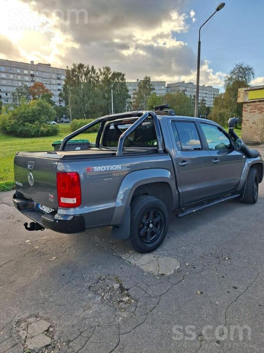 Pelēks Volkswagen Amarok 2014 Rīga, ar dzinēja tilpumu 2.00 L un nobraukumu 241 tūkst. km par 14900 €, foto 12 vietnē AUTOMOTO.COM.LV