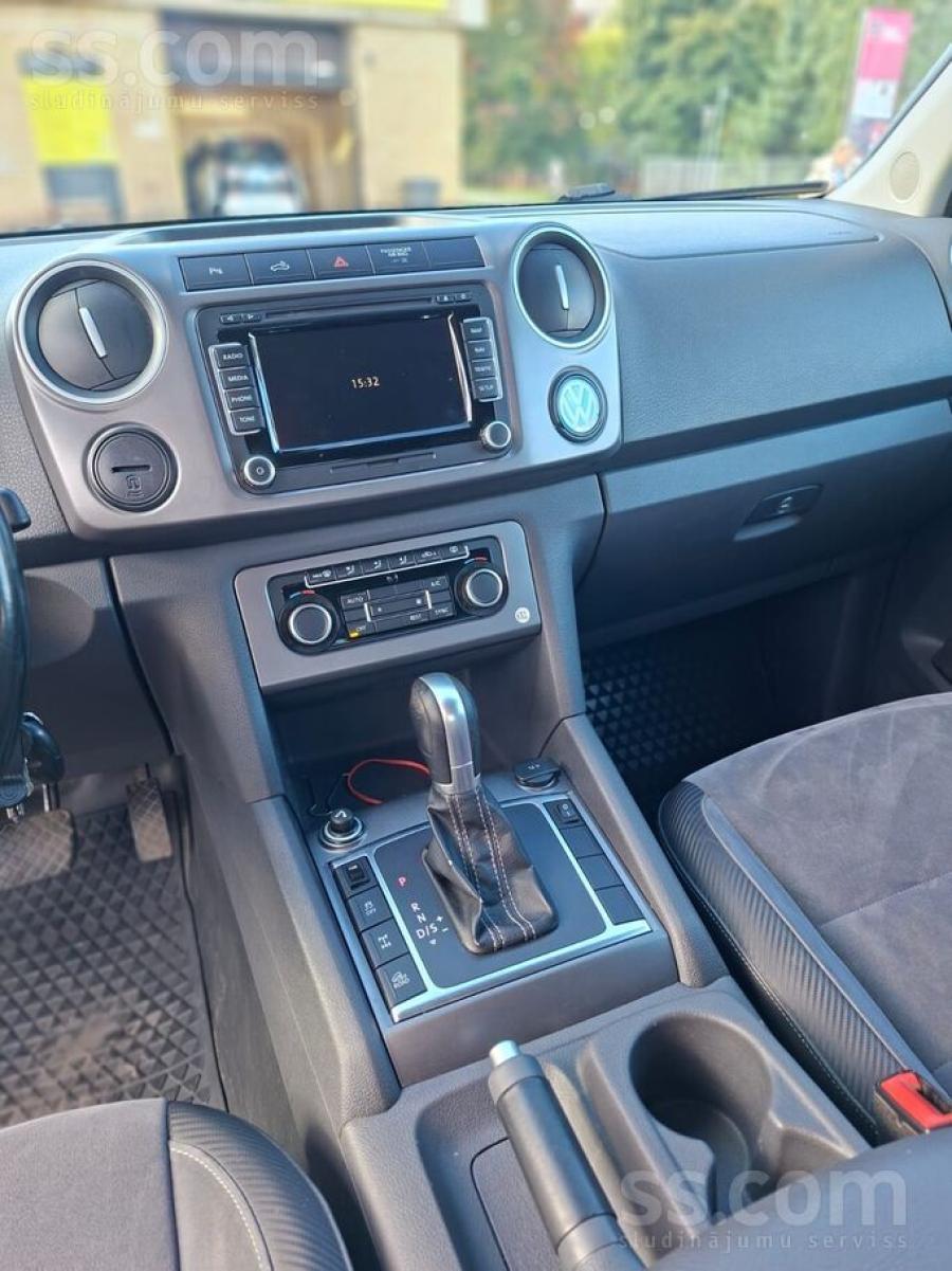 Pelēks Volkswagen Amarok 2014 Rīga, ar dzinēja tilpumu 2.00 L un nobraukumu 241 tūkst. km par 14900 €, foto 13 vietnē AUTOMOTO.COM.LV
