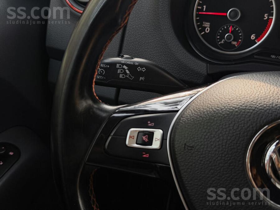 Oranžs Volkswagen Amarok 2015 Rīga, ar dzinēja tilpumu 2.00 L un nobraukumu 0 tūkst. km par 17490 €, foto 26 vietnē AUTOMOTO.COM.LV