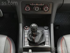 Oranžs Volkswagen Amarok 2015 Rīga, ar dzinēja tilpumu 2.00 L un nobraukumu 0 tūkst. km par 17490 €, foto 30 vietnē AUTOMOTO.COM.LV