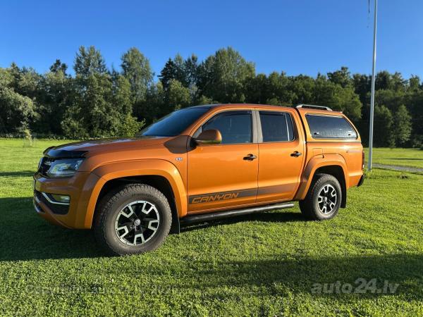Orange Volkswagen Amarok 2019 in Tallinn, with an engine capacity of 3.00 L and mileage of 163 thousand km for 31500 €, photo 1 on AUTOMOTO.COM.LV