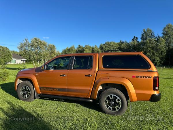 Orange Volkswagen Amarok 2019 in Tallinn, with an engine capacity of 3.00 L and mileage of 163 thousand km for 31500 €, photo 3 on AUTOMOTO.COM.LV