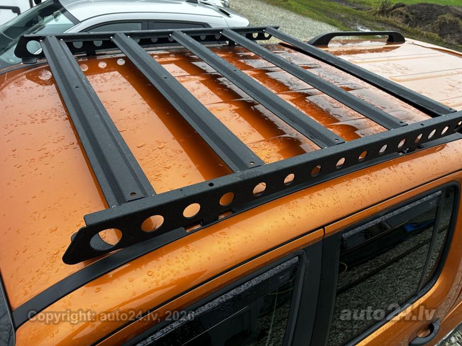 Oranžs Volkswagen Amarok 2019 Tallina, ar dzinēja tilpumu 3.00 L un nobraukumu 163 tūkst. km par 31500 €, foto 10 vietnē AUTOMOTO.COM.LV