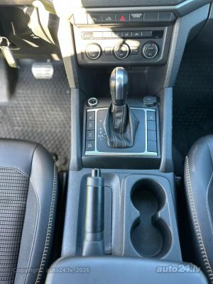 Oranžs Volkswagen Amarok 2019 Tallina, ar dzinēja tilpumu 3.00 L un nobraukumu 163 tūkst. km par 31500 €, foto 14 vietnē AUTOMOTO.COM.LV