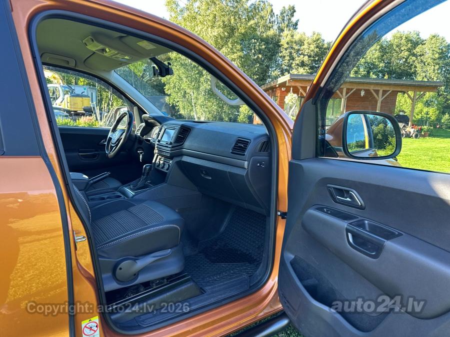 Oranžs Volkswagen Amarok 2019 Tallina, ar dzinēja tilpumu 3.00 L un nobraukumu 163 tūkst. km par 31500 €, foto 22 vietnē AUTOMOTO.COM.LV