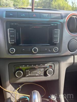 Orange Volkswagen Amarok 2014 in Riga, with an engine capacity of 2.00 L and mileage of 370 thousand km for 15000 €, photo 6 on AUTOMOTO.COM.LV