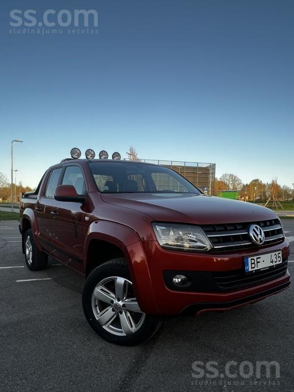 Orange Volkswagen Amarok 2016 in Cesis, with an engine capacity of 2.00 L and mileage of 263 thousand km for 17700 €, photo 1 on AUTOMOTO.COM.LV