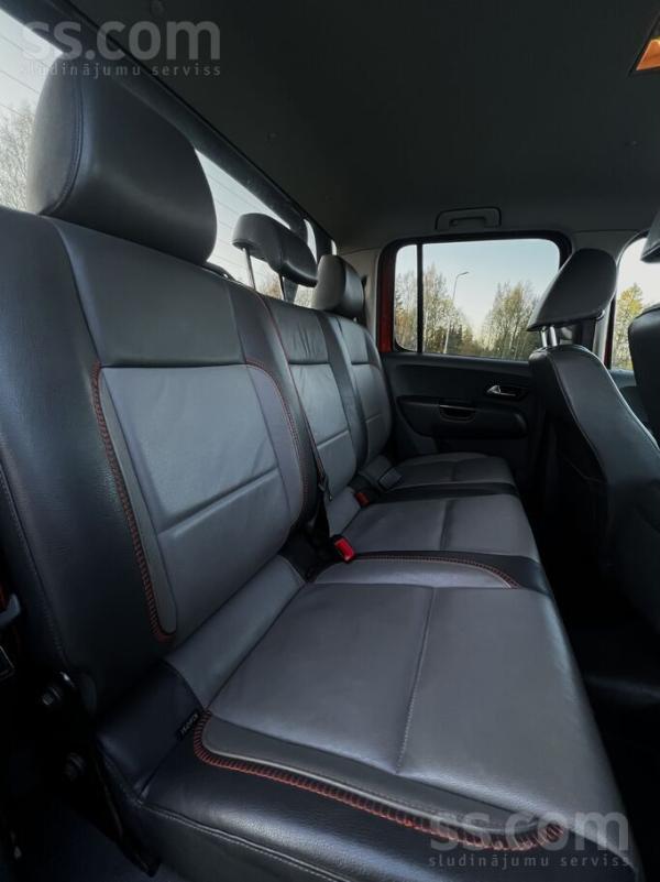 Orange Volkswagen Amarok 2016 in Cesis, with an engine capacity of 2.00 L and mileage of 263 thousand km for 17700 €, photo 8 on AUTOMOTO.COM.LV