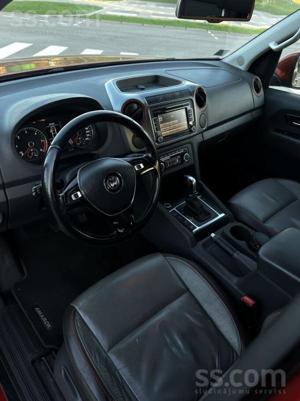 Orange Volkswagen Amarok 2016 in Cesis, with an engine capacity of 2.00 L and mileage of 263 thousand km for 17700 €, photo 10 on AUTOMOTO.COM.LV