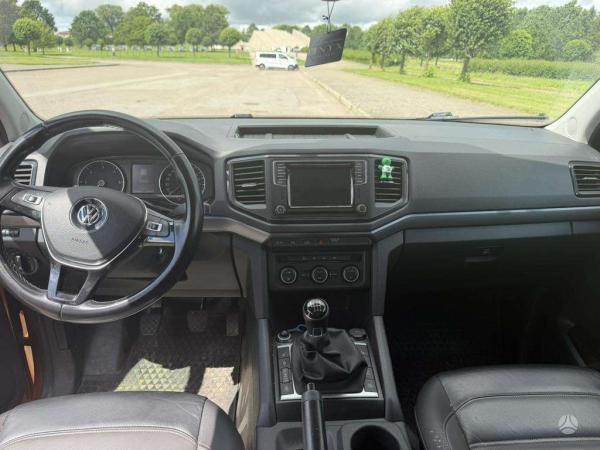 Oranžs Volkswagen Amarok 2018 Kauņa, ar dzinēja tilpumu 2.97 L un nobraukumu 240 tūkst. km par 23000 €, foto 10 vietnē AUTOMOTO.COM.LV