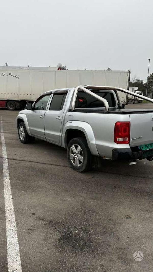 Volkswagen Amarok 2011 in Pasvalys, with an engine capacity of 1.97 L and mileage of 300 thousand km for 6990 €, photo 7 on AUTOMOTO.COM.LV