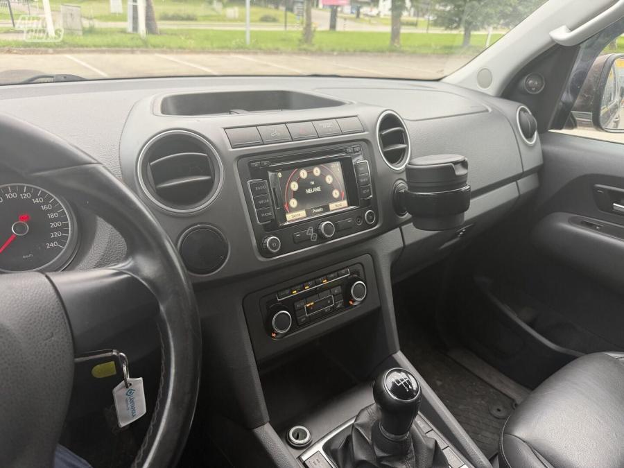 Volkswagen Amarok 2012 in Alytus, with an engine capacity of 2.00 L and mileage of 343 thousand km for 9300 €, photo 3 on AUTOMOTO.COM.LV