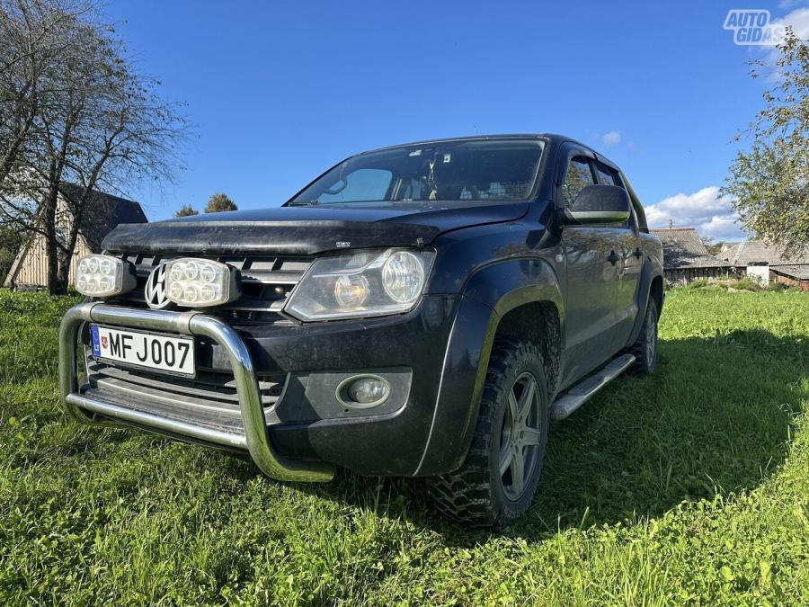 Volkswagen Amarok 2014 in Pabrade, with an engine capacity of 2.00 L and mileage of 480 thousand km for 5999 €, photo 1 on AUTOMOTO.COM.LV