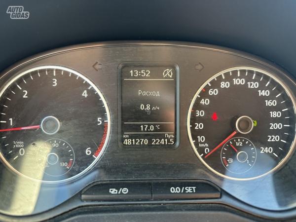 Volkswagen Amarok 2014 in Pabrade, with an engine capacity of 2.00 L and mileage of 480 thousand km for 5999 €, photo 7 on AUTOMOTO.COM.LV