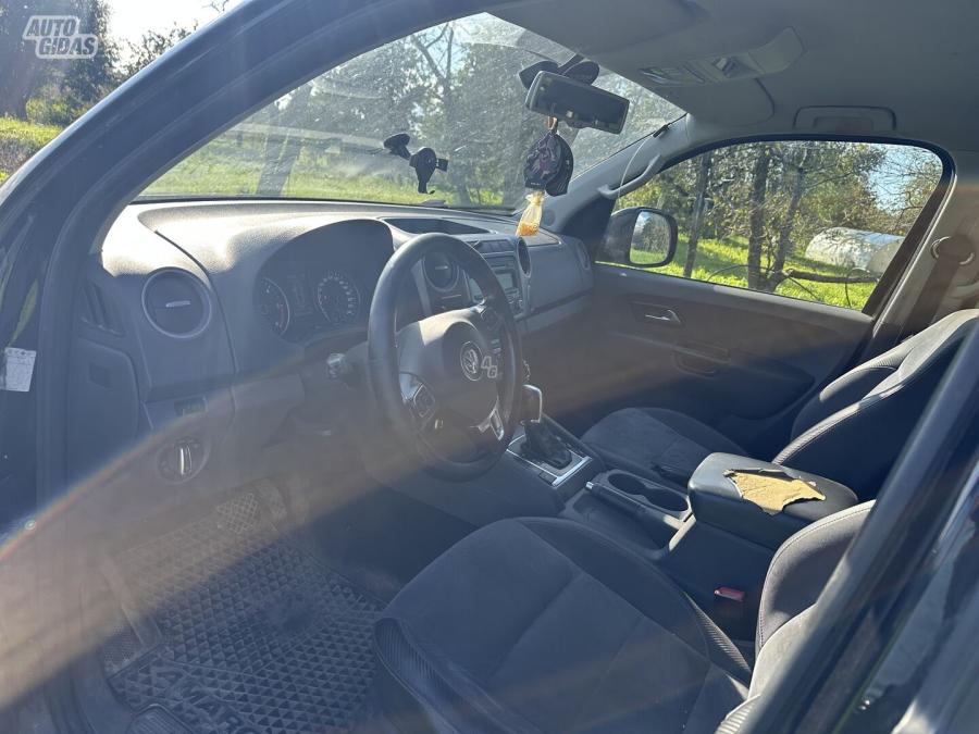 Volkswagen Amarok 2014 in Pabrade, with an engine capacity of 2.00 L and mileage of 480 thousand km for 5999 €, photo 10 on AUTOMOTO.COM.LV