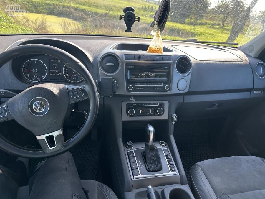 Volkswagen Amarok 2014 in Pabrade, with an engine capacity of 2.00 L and mileage of 480 thousand km for 5999 €, photo 11 on AUTOMOTO.COM.LV