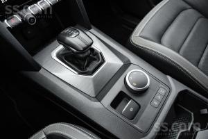 Sarkans Volkswagen Amarok 2024 Rīga, ar dzinēja tilpumu 3.00 L un nobraukumu 26 tūkst. km par 47900 €, foto 15 vietnē AUTOMOTO.COM.LV