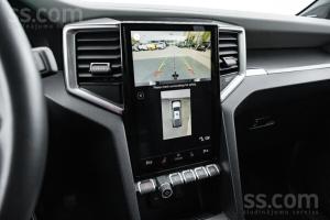 Sarkans Volkswagen Amarok 2024 Rīga, ar dzinēja tilpumu 3.00 L un nobraukumu 26 tūkst. km par 47900 €, foto 24 vietnē AUTOMOTO.COM.LV