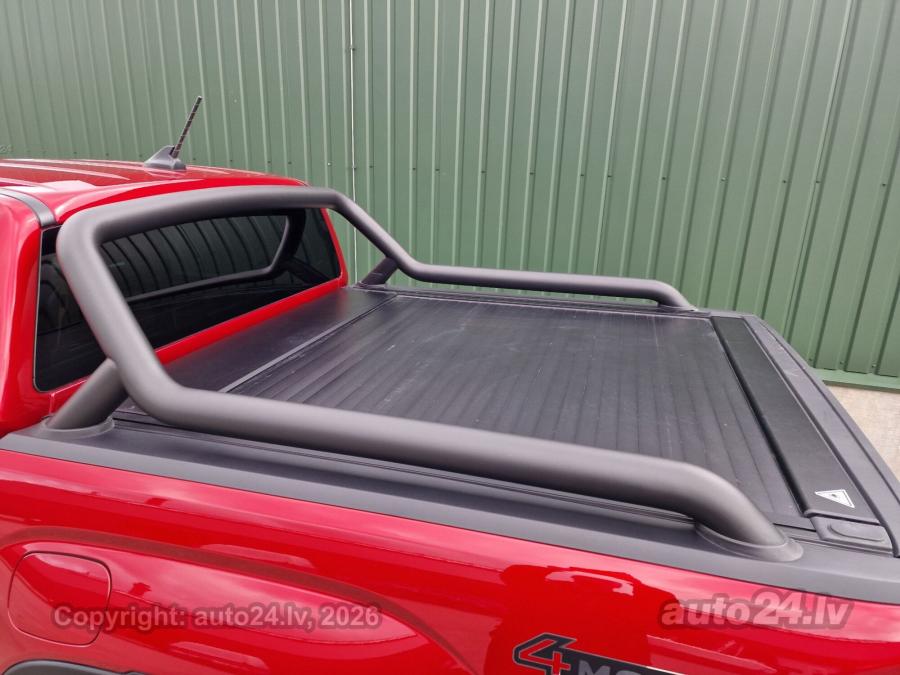 Sarkans Volkswagen Amarok 2024 Tallina, ar dzinēja tilpumu 3.00 L un nobraukumu 97 tūkst. km par 49900 €, foto 14 vietnē AUTOMOTO.COM.LV