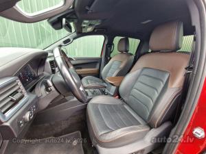 Sarkans Volkswagen Amarok 2024 Tallina, ar dzinēja tilpumu 3.00 L un nobraukumu 97 tūkst. km par 49900 €, foto 17 vietnē AUTOMOTO.COM.LV
