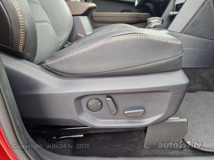 Sarkans Volkswagen Amarok 2024 Tallina, ar dzinēja tilpumu 3.00 L un nobraukumu 97 tūkst. km par 49900 €, foto 20 vietnē AUTOMOTO.COM.LV
