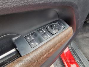 Sarkans Volkswagen Amarok 2024 Tallina, ar dzinēja tilpumu 3.00 L un nobraukumu 97 tūkst. km par 49900 €, foto 23 vietnē AUTOMOTO.COM.LV