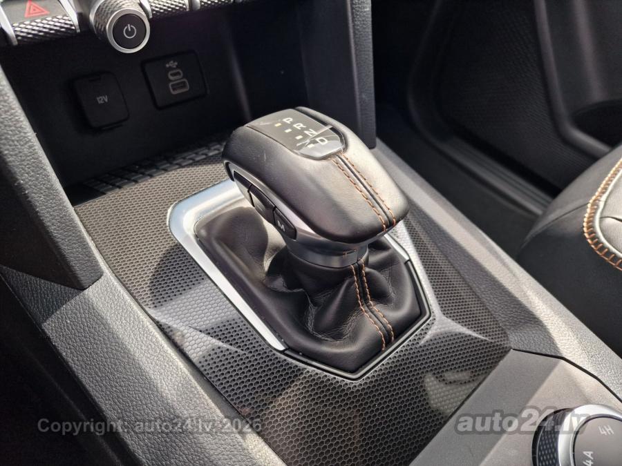 Sarkans Volkswagen Amarok 2024 Tallina, ar dzinēja tilpumu 3.00 L un nobraukumu 97 tūkst. km par 49900 €, foto 27 vietnē AUTOMOTO.COM.LV
