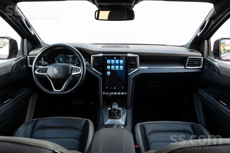 Sarkans Volkswagen Amarok 2024 Rīga, ar dzinēja tilpumu 3.00 L un nobraukumu 27 tūkst. km par 49900 €, foto 10 vietnē AUTOMOTO.COM.LV