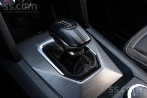 Sarkans Volkswagen Amarok 2024 Rīga, ar dzinēja tilpumu 3.00 L un nobraukumu 27 tūkst. km par 49900 €, foto 22 vietnē AUTOMOTO.COM.LV