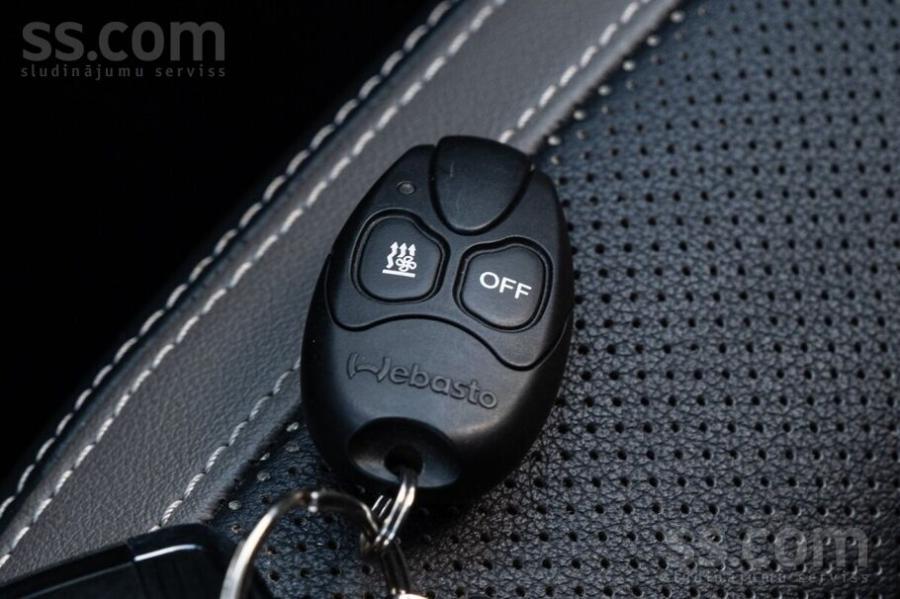 Sarkans Volkswagen Amarok 2024 Rīga, ar dzinēja tilpumu 3.00 L un nobraukumu 27 tūkst. km par 49900 €, foto 25 vietnē AUTOMOTO.COM.LV