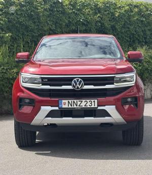 Sarkans Volkswagen Amarok 2023 Viļņa, ar dzinēja tilpumu 3.00 L un nobraukumu 57 tūkst. km par 49900 €, foto 3 vietnē AUTOMOTO.COM.LV
