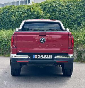 Sarkans Volkswagen Amarok 2023 Viļņa, ar dzinēja tilpumu 3.00 L un nobraukumu 57 tūkst. km par 49900 €, foto 14 vietnē AUTOMOTO.COM.LV