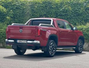 Sarkans Volkswagen Amarok 2023 Viļņa, ar dzinēja tilpumu 3.00 L un nobraukumu 57 tūkst. km par 49900 €, foto 15 vietnē AUTOMOTO.COM.LV