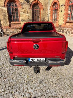 Красный Фольксваген Амарок 2023 в Вентспилс, объемом двигателя 3.00 л и пробегом 113 тыс. км за 43990 €, фото 7 на AUTOMOTO.COM.LV