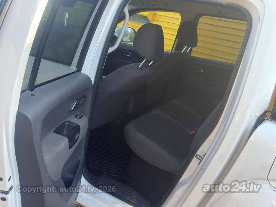 Balts Volkswagen Amarok 2012 Jehvi, ar dzinēja tilpumu 2.00 L un nobraukumu 365 tūkst. km par 8999 €, foto 10 vietnē AUTOMOTO.COM.LV