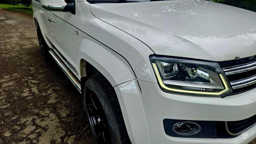 Balts Volkswagen Amarok 2015 Kaišiadorys, ar dzinēja tilpumu 2.00 L un nobraukumu 300 tūkst. km par 11200 €, foto 12 vietnē AUTOMOTO.COM.LV