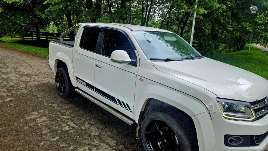 Balts Volkswagen Amarok 2015 Kaišiadorys, ar dzinēja tilpumu 2.00 L un nobraukumu 300 tūkst. km par 11200 €, foto 13 vietnē AUTOMOTO.COM.LV