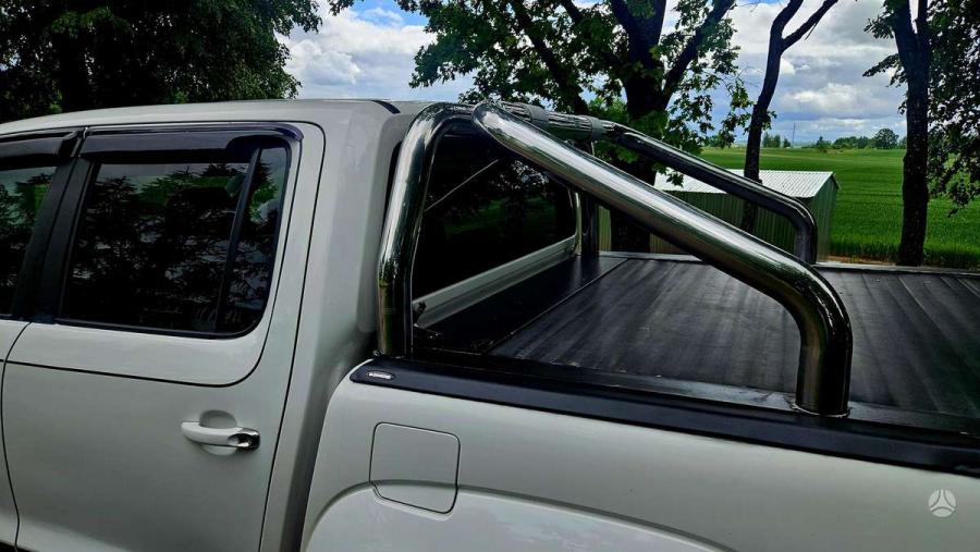 Balts Volkswagen Amarok 2015 Kaišiadorys, ar dzinēja tilpumu 2.00 L un nobraukumu 300 tūkst. km par 11200 €, foto 18 vietnē AUTOMOTO.COM.LV