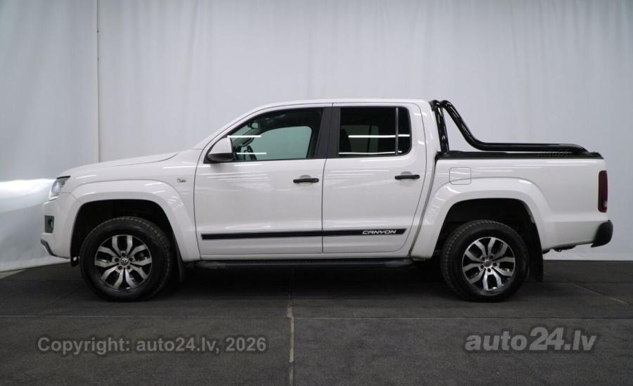 Balts Volkswagen Amarok 2016 Tallina, ar dzinēja tilpumu 2.00 L un nobraukumu 201 tūkst. km par 17500 €, foto 3 vietnē AUTOMOTO.COM.LV