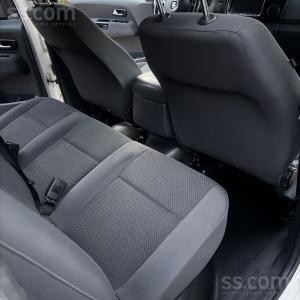 Balts Volkswagen Amarok 2016 Tukums, ar dzinēja tilpumu 2.00 L un nobraukumu 354 tūkst. km par 15300 €, foto 3 vietnē AUTOMOTO.COM.LV