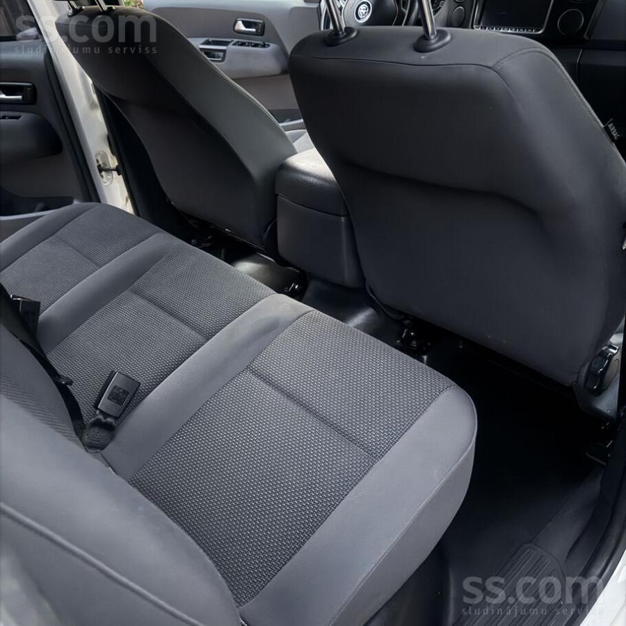 Balts Volkswagen Amarok 2016 Tukums, ar dzinēja tilpumu 2.00 L un nobraukumu 354 tūkst. km par 15300 €, foto 3 vietnē AUTOMOTO.COM.LV
