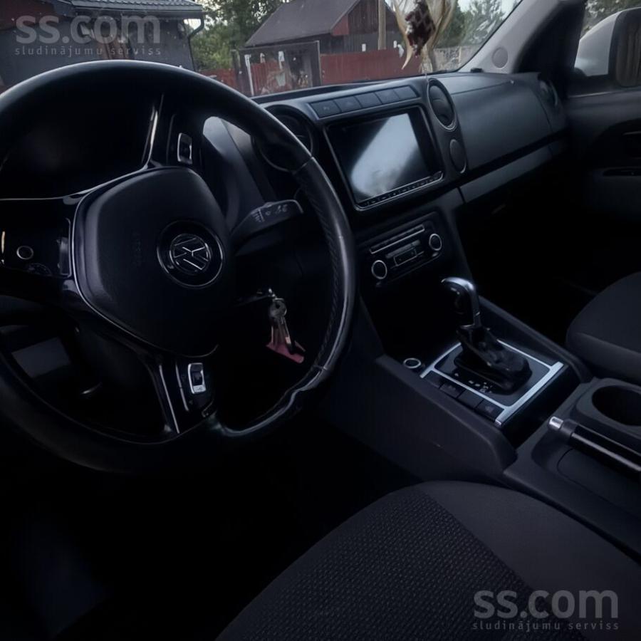 Balts Volkswagen Amarok 2016 Tukums, ar dzinēja tilpumu 2.00 L un nobraukumu 354 tūkst. km par 15300 €, foto 7 vietnē AUTOMOTO.COM.LV