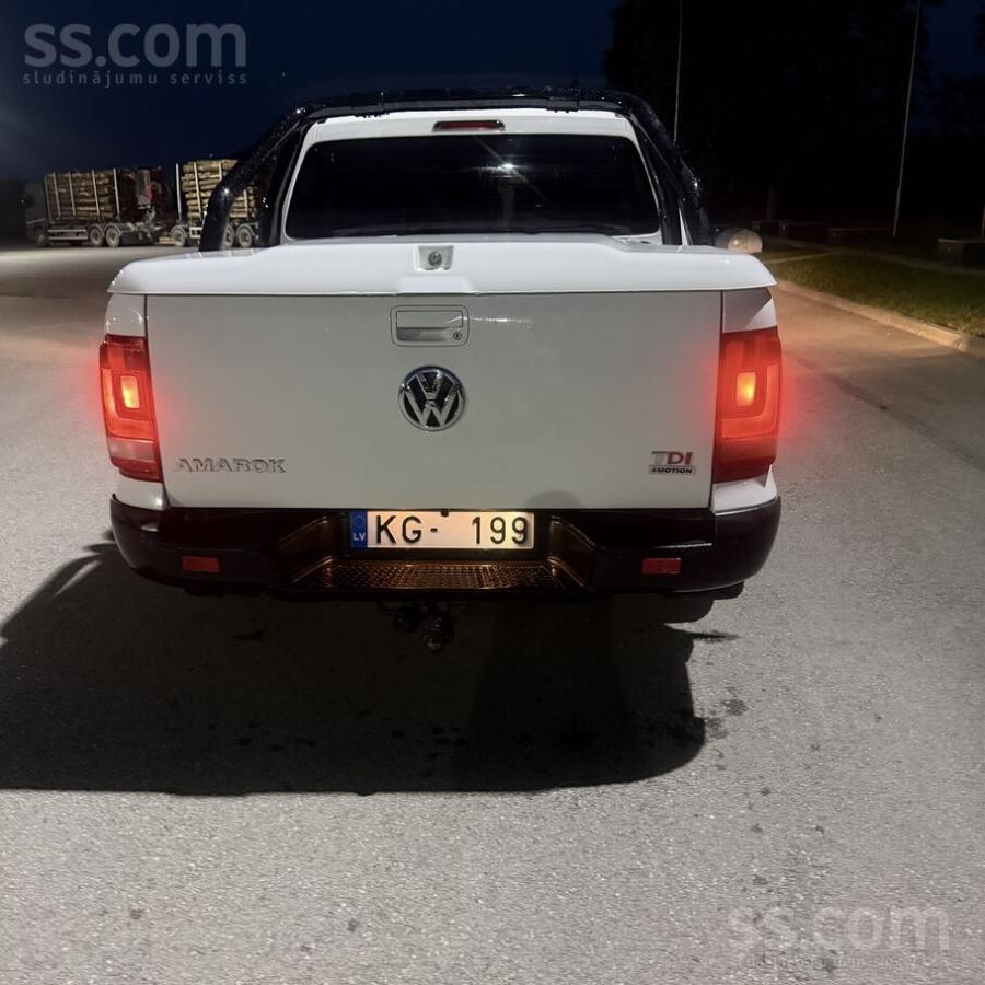 Balts Volkswagen Amarok 2016 Tukums, ar dzinēja tilpumu 2.00 L un nobraukumu 354 tūkst. km par 15300 €, foto 12 vietnē AUTOMOTO.COM.LV